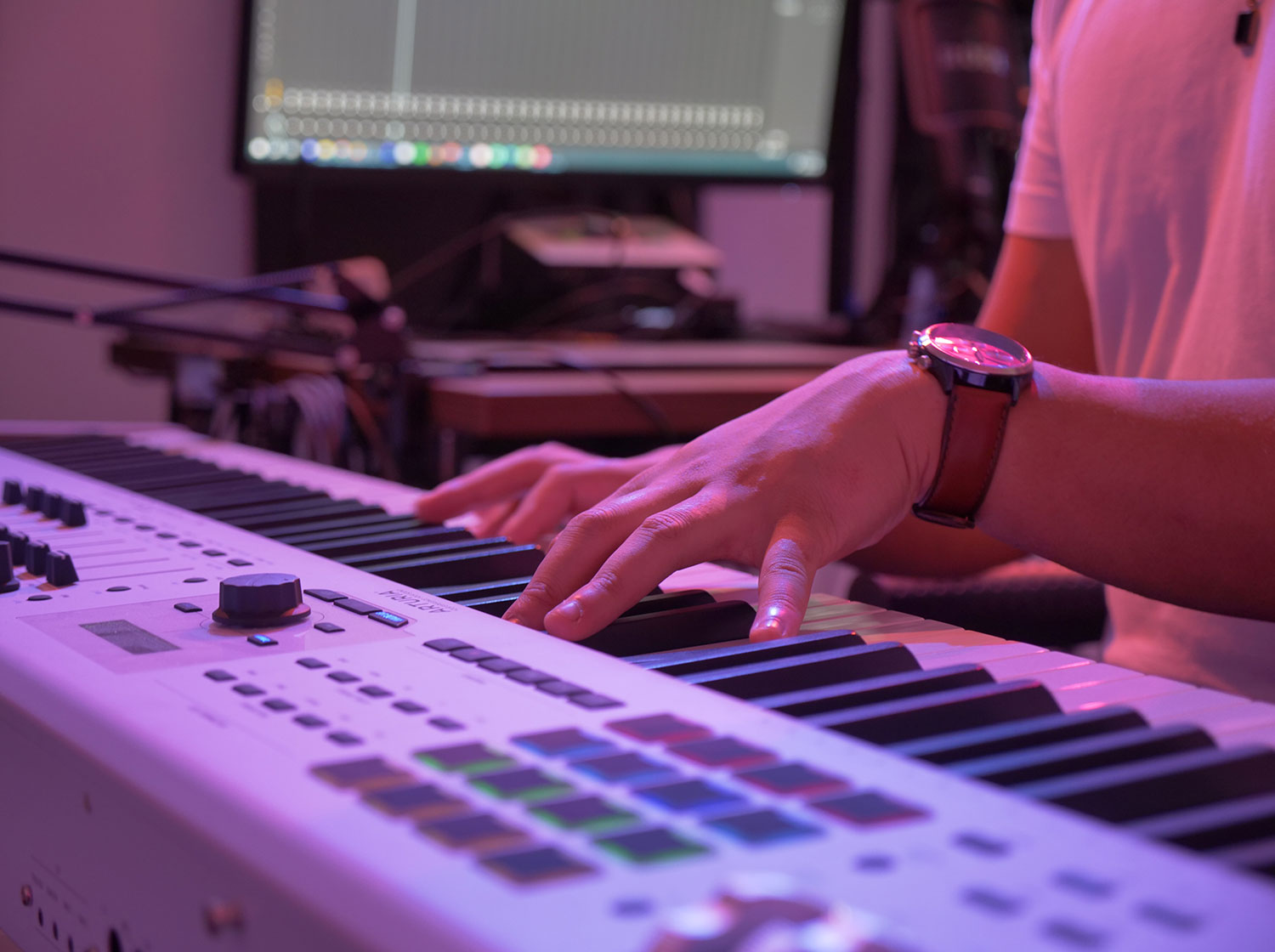 Pro Level Production by Simon Servida